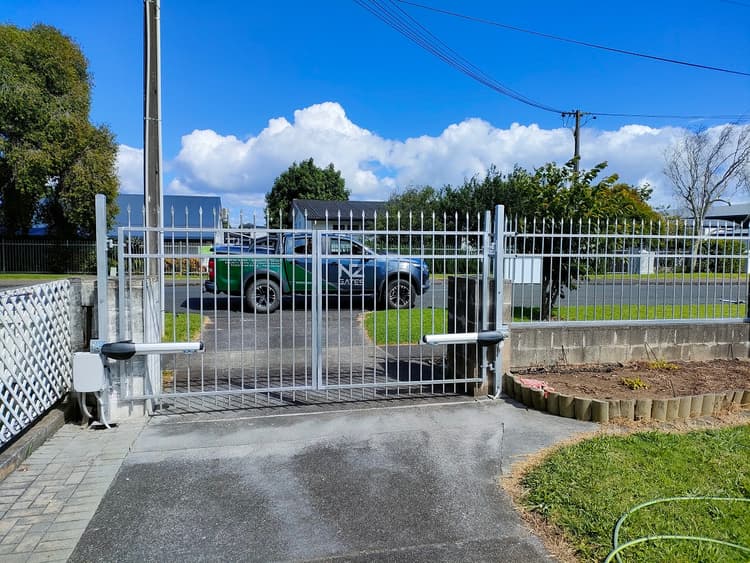 NZ Gates - Custom Gate Solutions & Security Bollards | Auckland